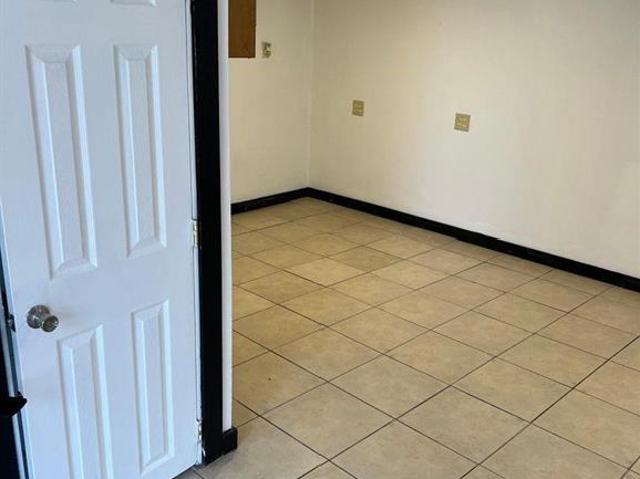 1209 Bawcom Street # 1/2
