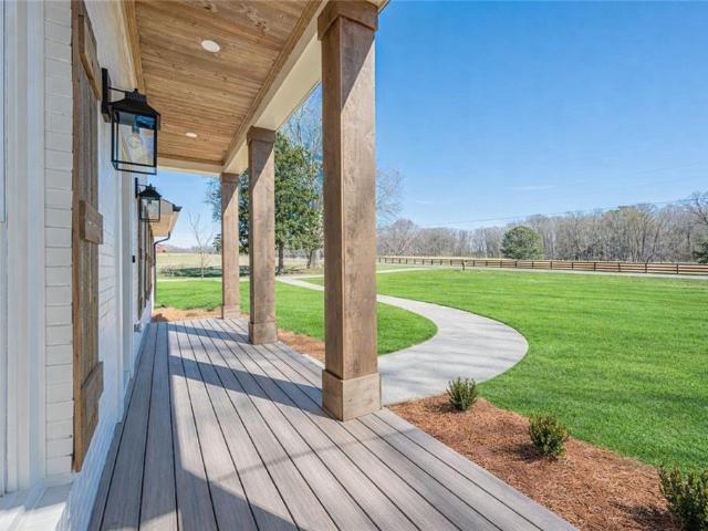 1209 County Line Road