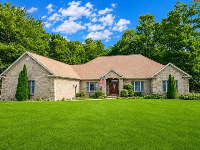 1209 Douglas Cir, Lawrenceburg, KY 40342