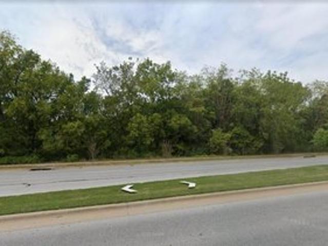 1209 E Holiday St, Springfield, MO 65804
