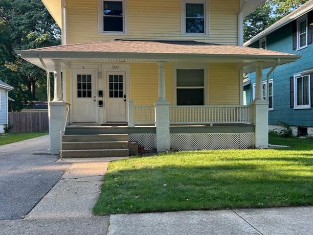1209 Governor St. 1bedbath