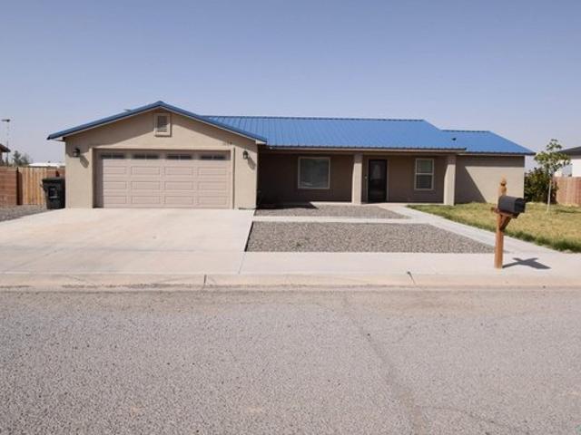 1209 Los Luna Dr, Deming, NM 88030