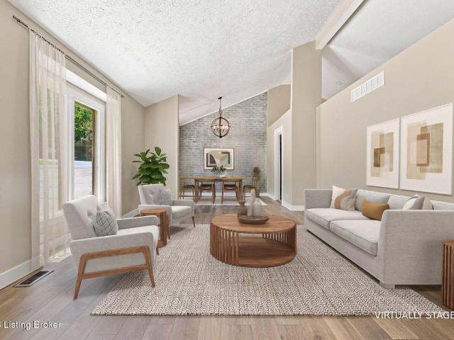 1209 Pheasant Ridge Rd