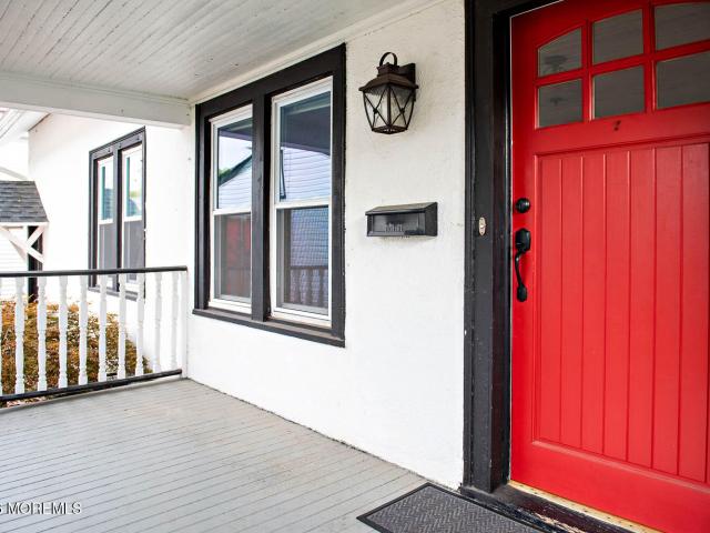 1209 Second Avenue Unit Carriage
