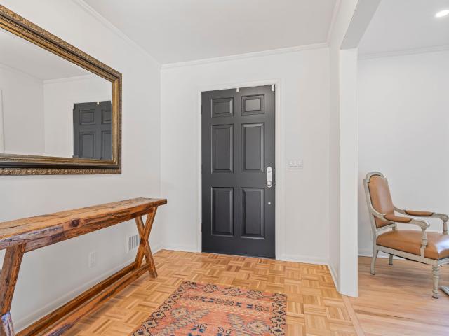 1209 Tyne Blvd