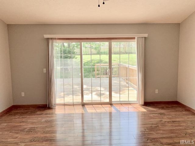 1209 W Aspen Court