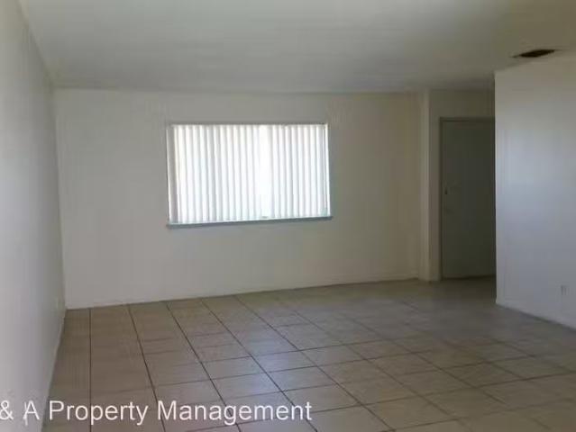 1209 W. Fountain Way 1212 W. Andrews