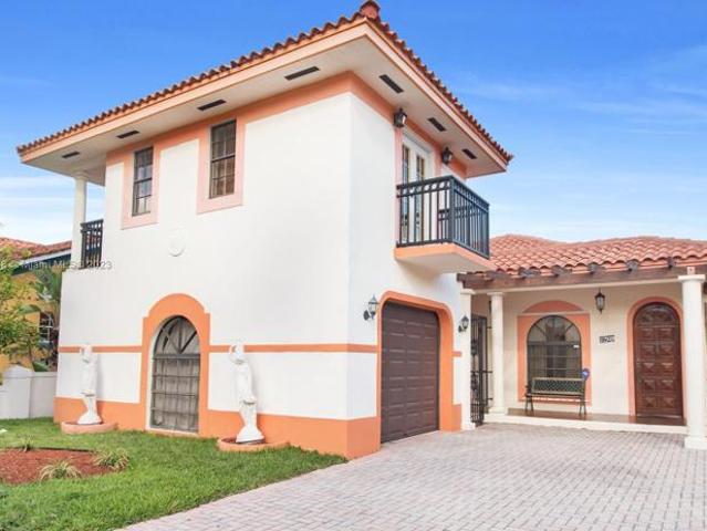 1209 Wallace St, Coral Gables, FL 33134