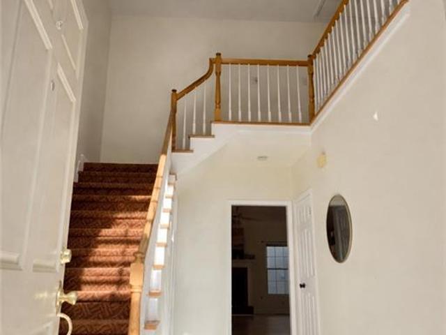 1209 Wildcliff Circle NE 100
