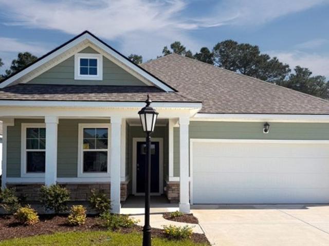1209 Woodhouse Dr NW, Ash, NC 28420
