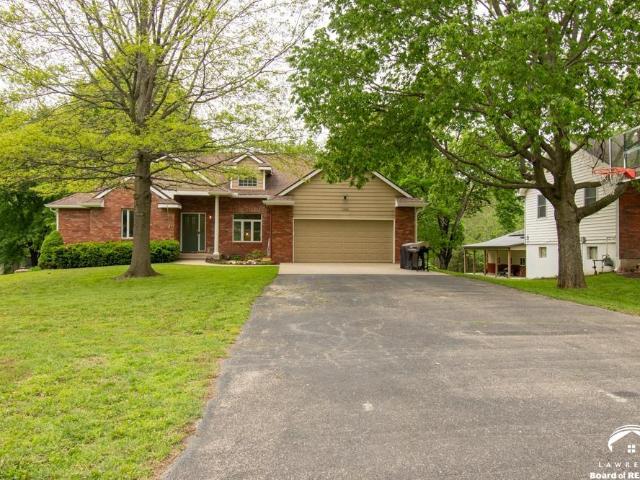 1209 10th St, Baldwin City, KS 66006 | MLS #165507 | Compass