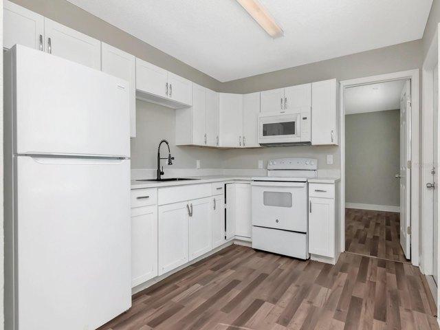 1209 62nd Ave E, Bradenton, FL 34203