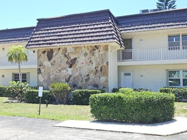 12003 Poinciana Blvd Unit 204, Royal Palm Beach, FL 33411