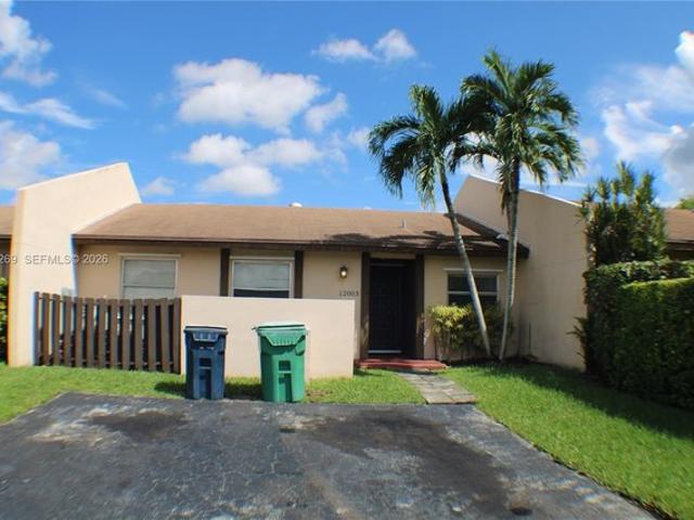 12003 SW 110th Street Cir N, Miami, FL 33186