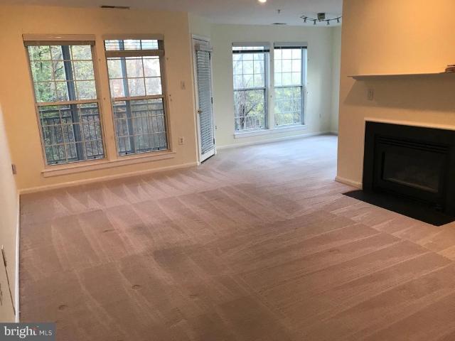 12000 Amber Ridge Circle # A 202
