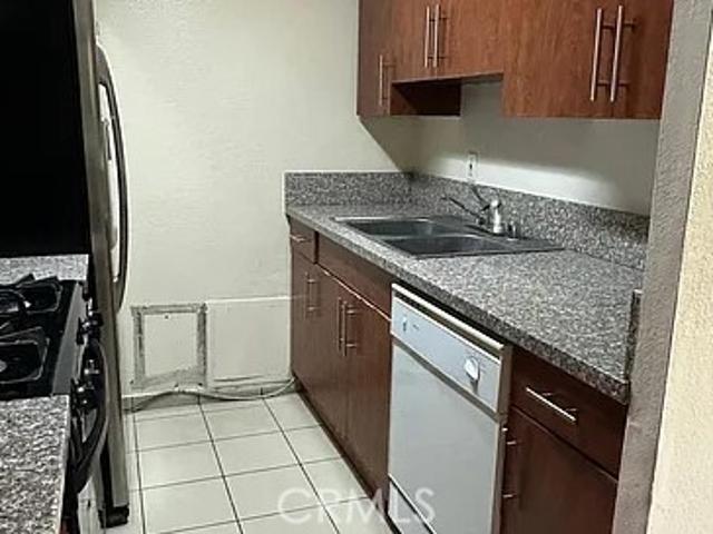 12001 Burbank Blvd, Unit 5, Valley Village, CA 91607 | MLS #GD26075 | Compass