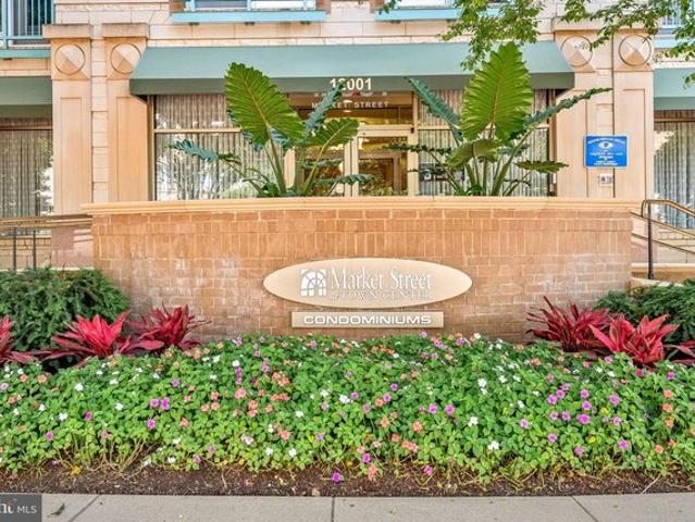 12001 Market St Apt 168, Reston, VA 20190