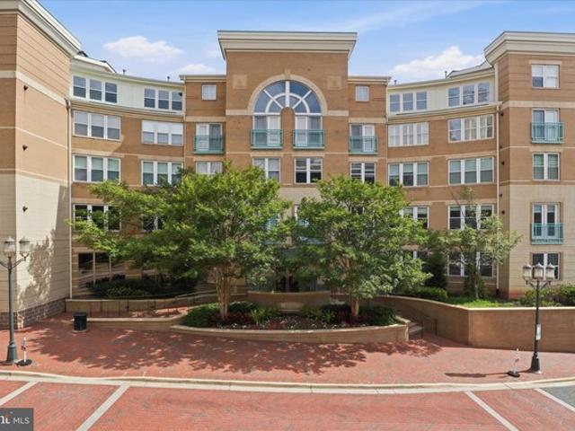 12001 Market St Apt 177, Reston, VA 20190