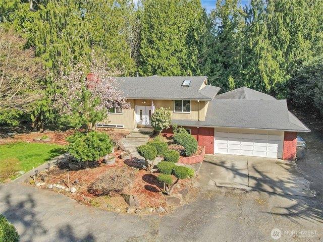 12001 Robinhood Ln, Snohomish, WA 98290