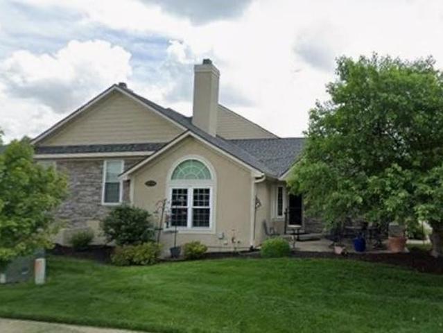 12001 S Tallgrass Dr Apt 201, Olathe, KS 66061