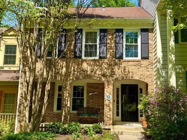 12002 Gatewater Dr, Potomac, MD 20854