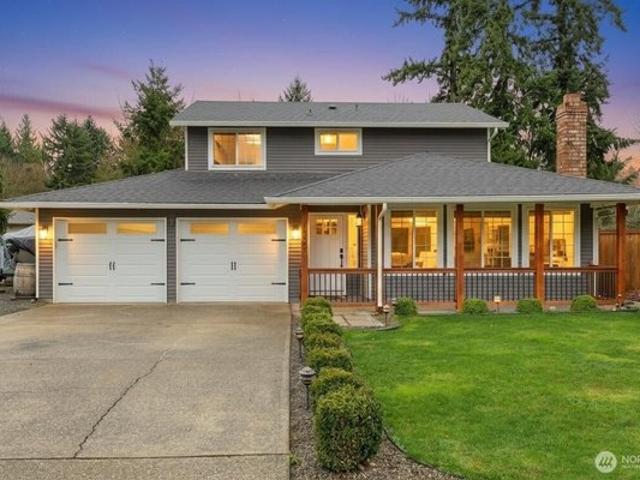 12002 st Street Ct E, Puyallup, WA 98374