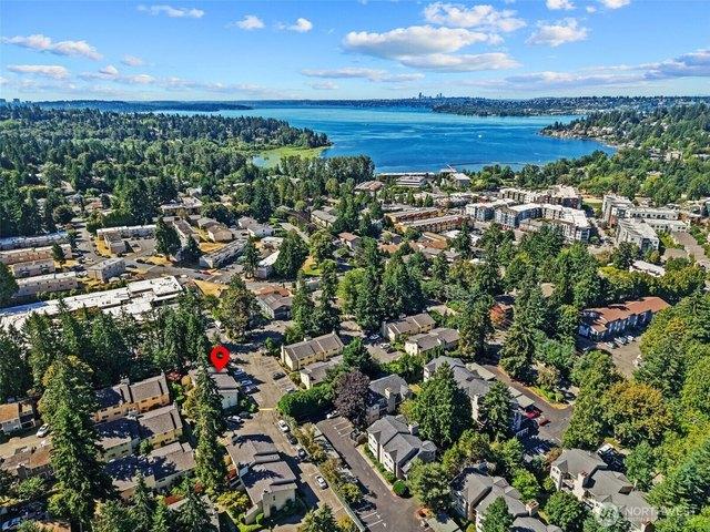 12004 st Ave NE Apt J3, Kirkland, WA 98034