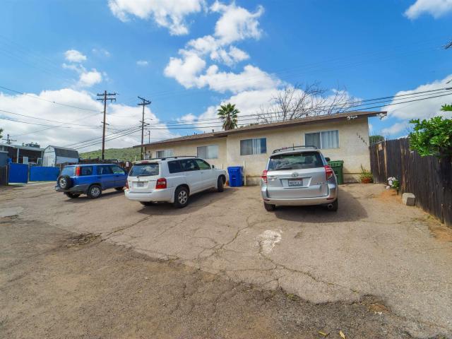 12005 Lacie Ln, Lakeside, CA 92040 | MLS #260008 SD | Compass