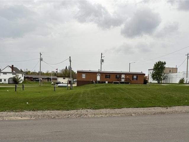 12006 3rd St, Northome, MN 56661