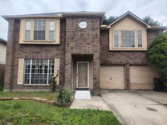 12006 Thornburg Ln, Houston, TX 77067
