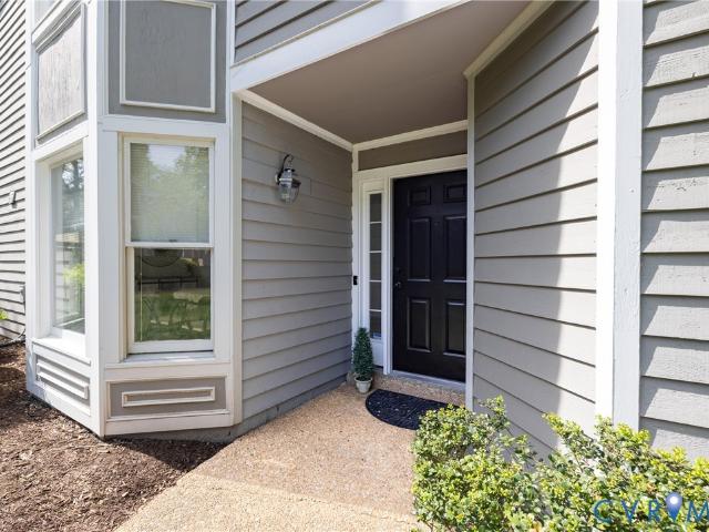 12006 Foxfield Circle