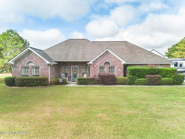 12009 Circle G Ranch Rd, Picayune, MS 39466