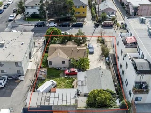 12009 Hart St, North Hollywood, CA 91605