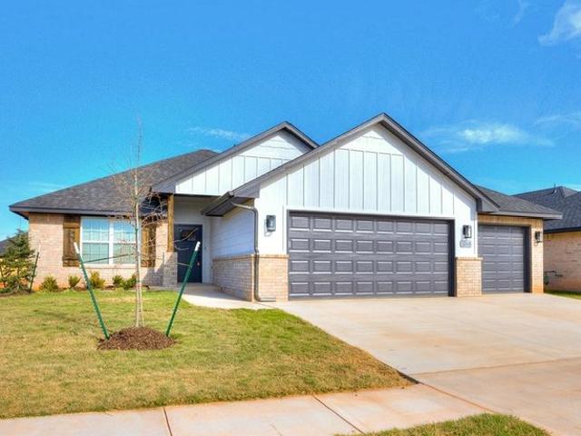12009 NW 120th St, Yukon, OK 73099