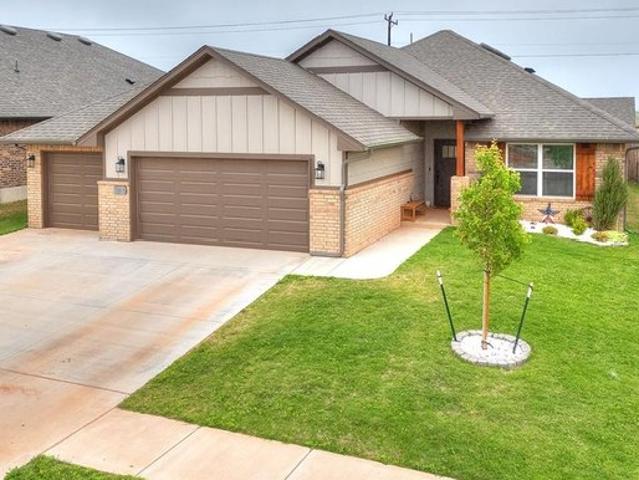 12009 NW 121st Cir, Yukon, OK 73099
