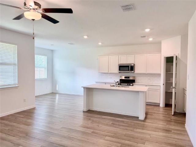 1200 Mahogany Lane