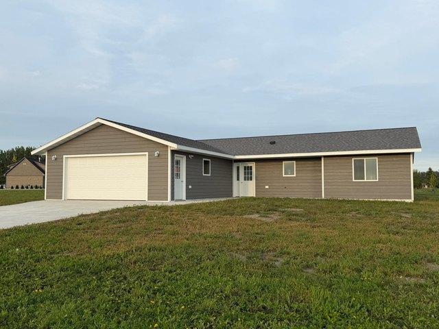 1200 Main Ave S, Roseau, MN 56751