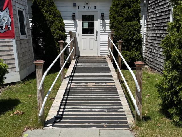1200 Massachusetts 28