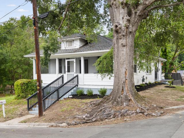 1200 Moreland Avenue