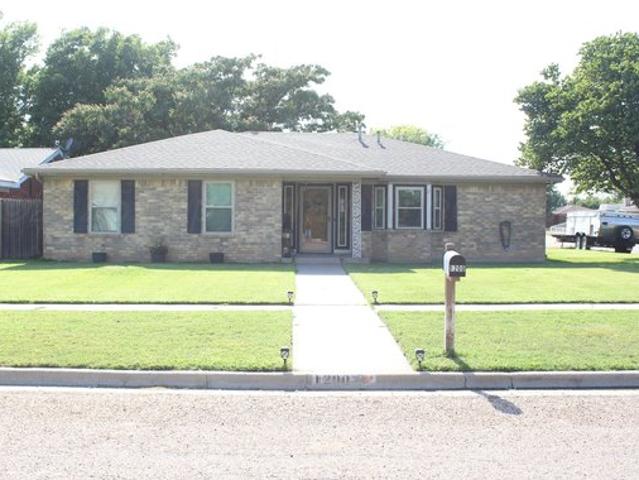 1200 Morton Ave, Dumas, TX 79029