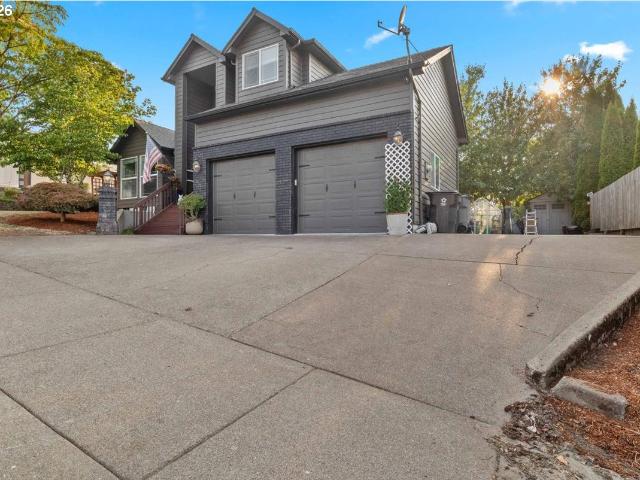 1200 nw thorn dr