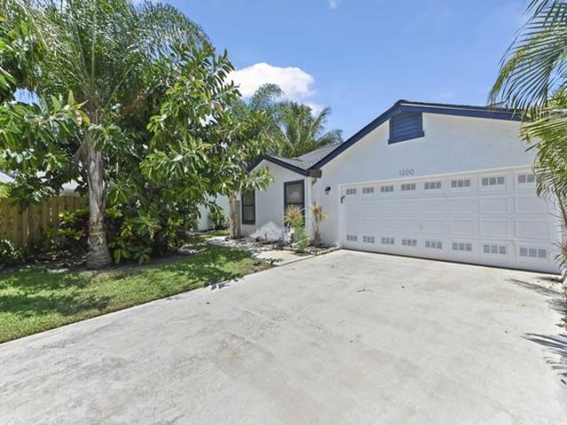 1200 NW 18th Ave, Delray Beach, FL 33445