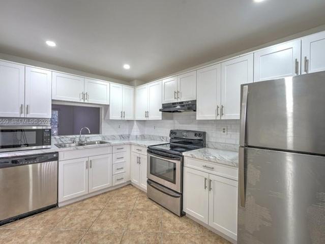 1200 NW 87th Ave Apt 410, Coral Springs, FL 33071