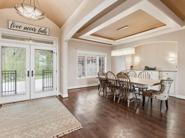 1200 N Hickory Lane