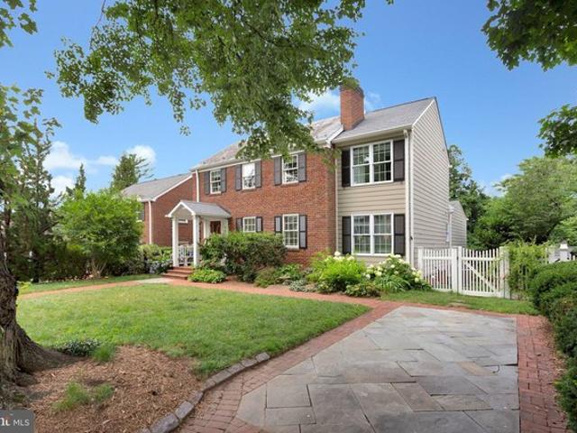1200 N Illinois St, Arlington, VA 22205