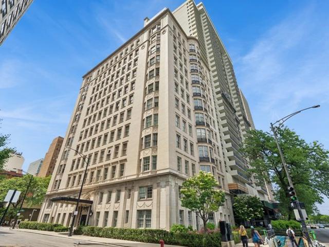 1200 N Lake Shore Dr Apt 1204, Chicago, IL 60610