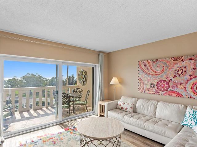 1200 N Shore Dr NE, Unit 407, St. Petersburg, FL 33701 | MLS #TB8483