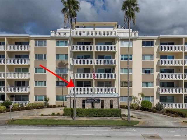 1200 N Shore Dr NE Unit 208, Saint Petersburg, FL 33701