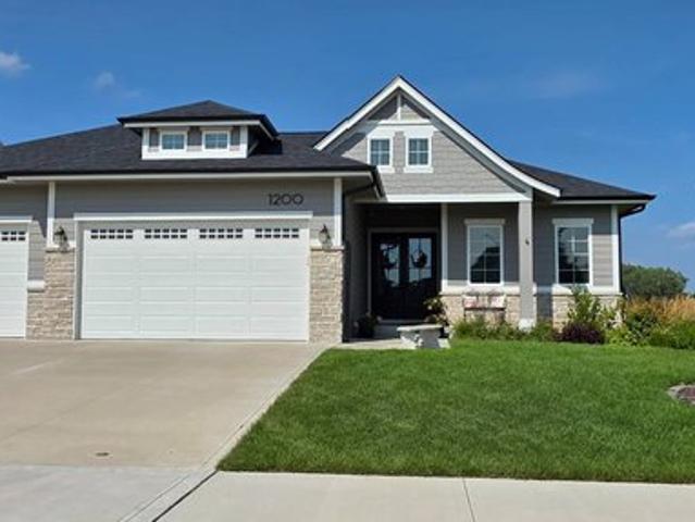 1200 Orchard Hills Dr, Norwalk, IA 50211