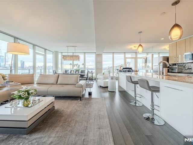 1200 Avenue at Port Imperial Apt 516, Weehawken, NJ 07086